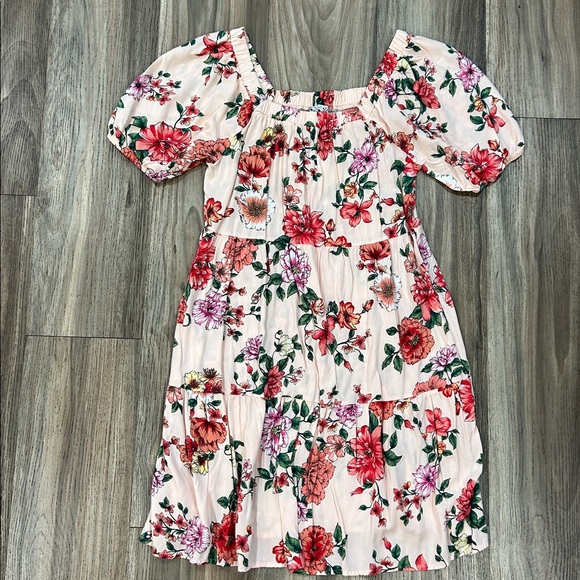 NAIF | Dresses | Naif Floral Puff Sleeve Dress In Pink And Red | Poshmark